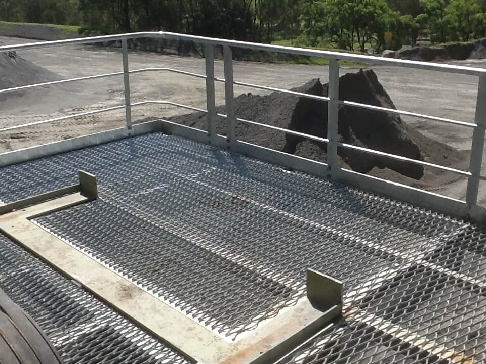 Handrails and walkway platform - Dunn Metal Works